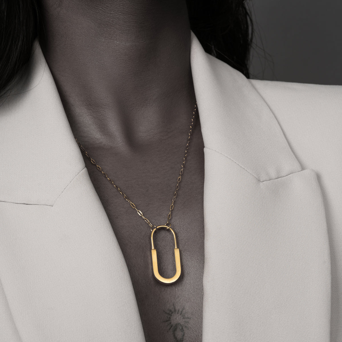 WORK CHARM – Caelii